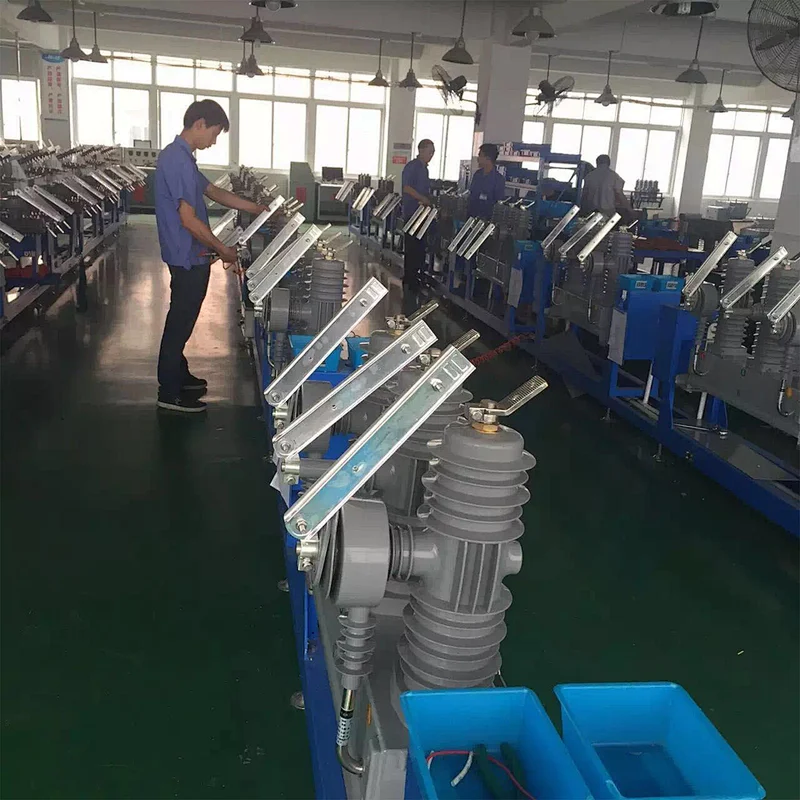 ZW32-12 Outdoor Vacuum Circuit Breaker | SINOAMIGO POWER