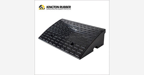 kerb ramp , rubber , - SANMEN KINGTON RUBBER ITEM CO., LTD.