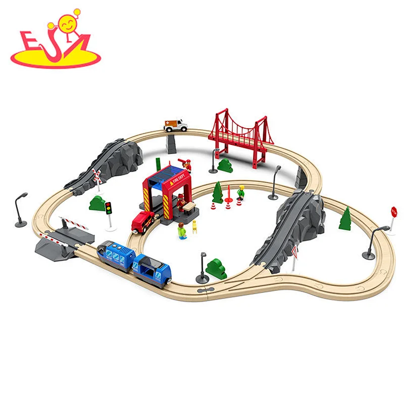 70 Pcs Track Set Educational Assembly Wooden Train Railway Toy For Kids ...