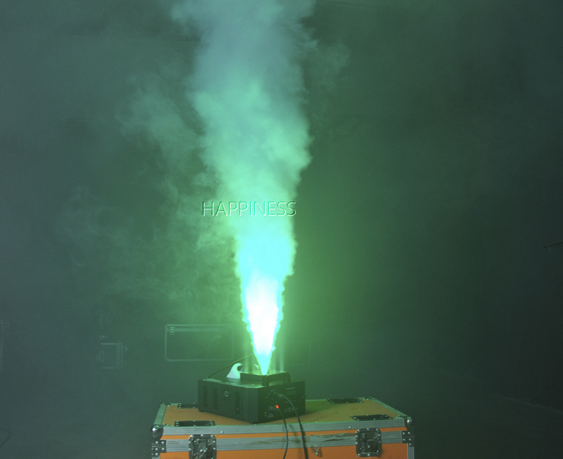 1500W Led Fog Machine 24x3W RGB Color Immediate Stop Upward Fog Jet ...