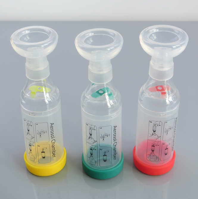 medical asthma spacer and aerosol hold chamber