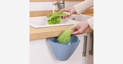 Haixing lovely cloud shape wall-hanging trash can portable garbage bin ...