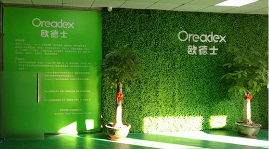 China handheld deep tissue percussion massager, cordless electric ...