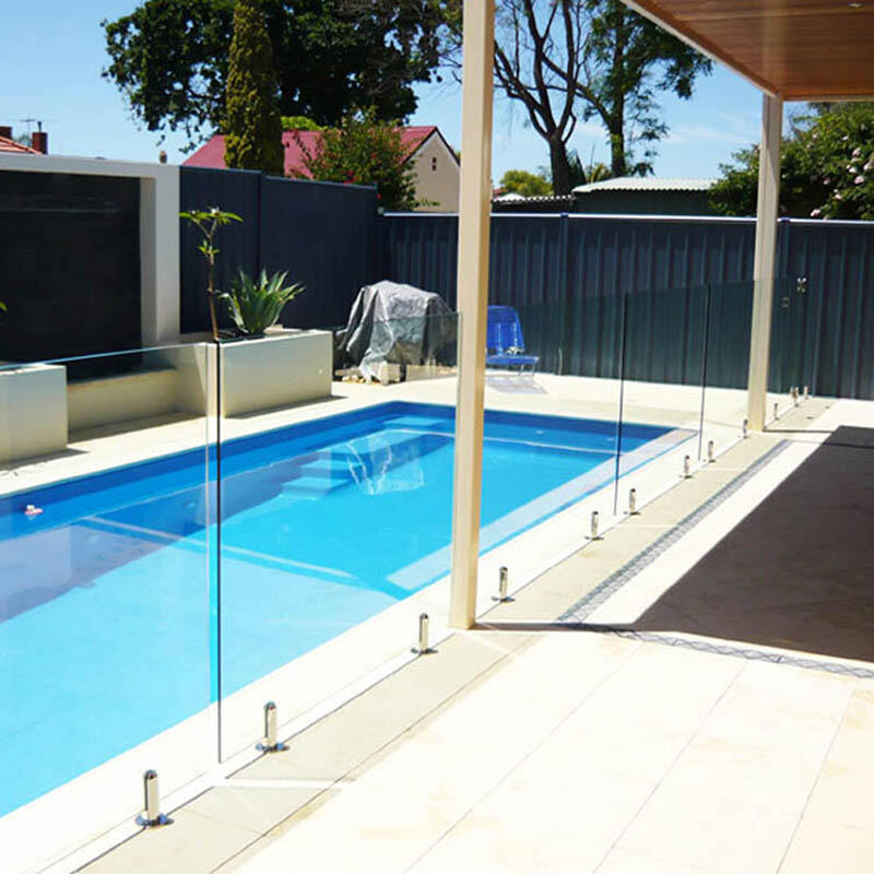 Glass and surface mount talon spigot clamp railing balustrade system