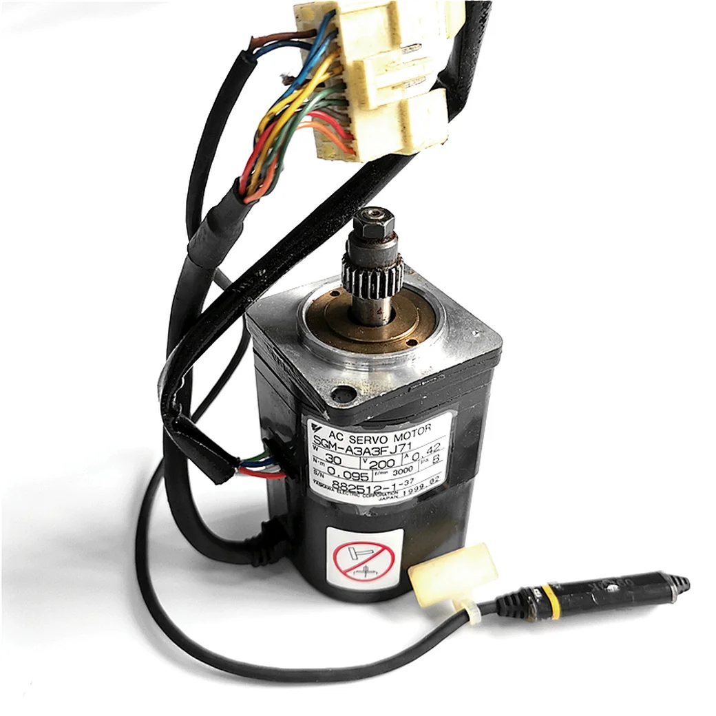 FUJI SAM624 Servo Motor