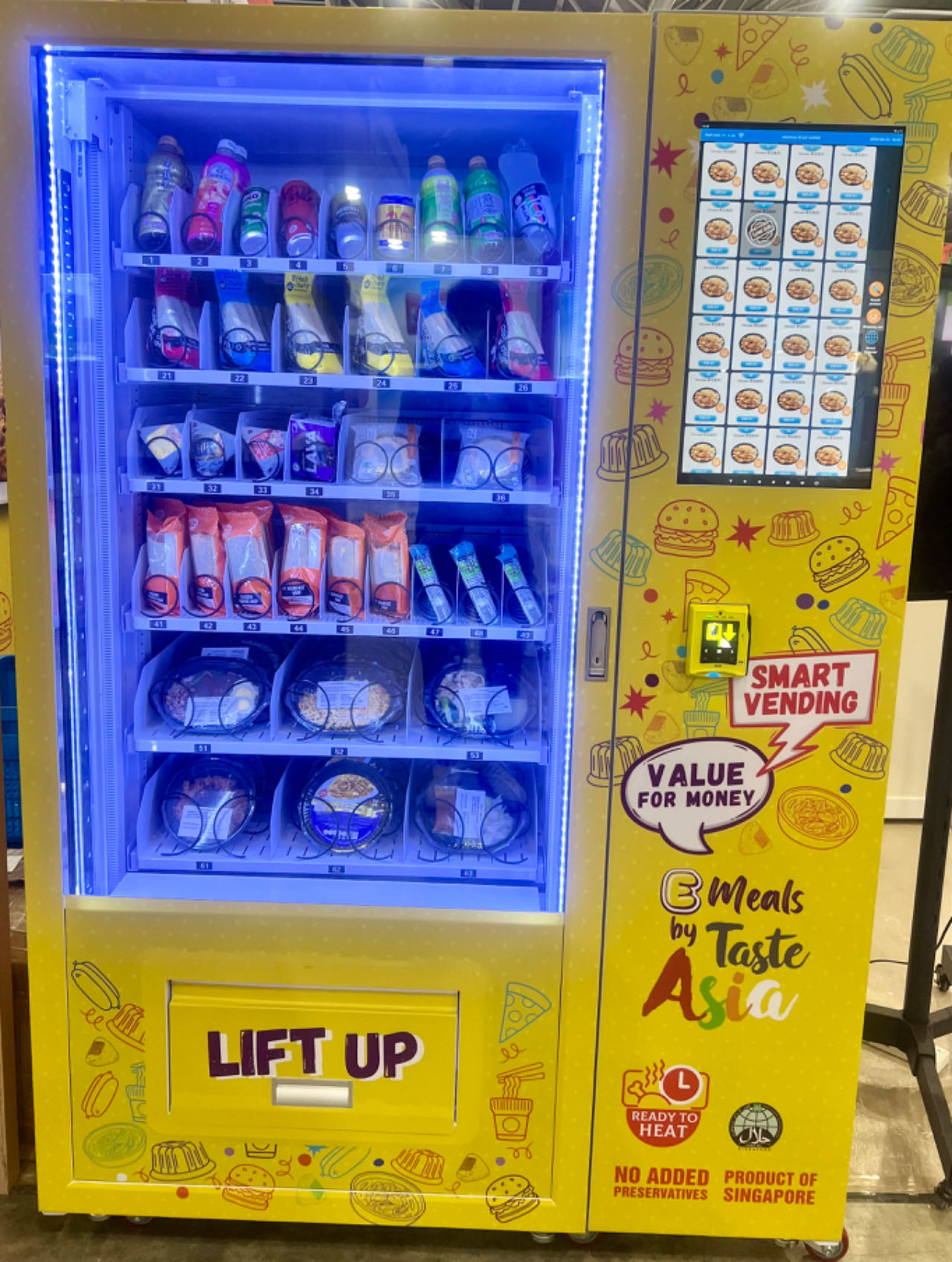 WEIMI Smart Vending Shows at FHA-Food & Beverage 2024