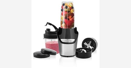 Portable personal blender smoothie maker with shake to go