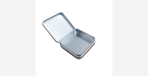 Square metal can | dgtinbox.com