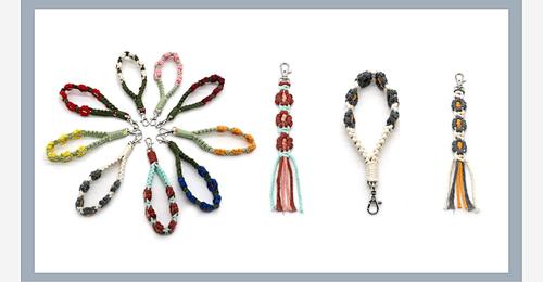 Woven hand key chain from China Manufacturer - 义乌市荣成进出口有限公司