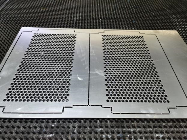 Custom Perforated Screen Panels - HUIJIN