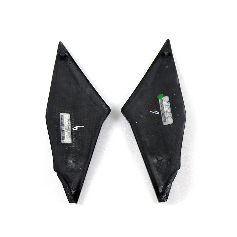 Yamaha R1 R1M Carbon Fiber Tank Side Panels
