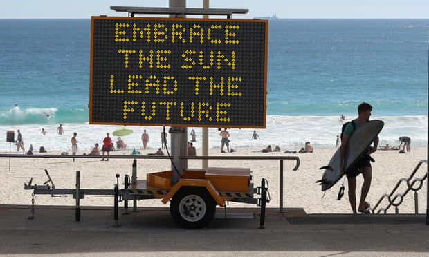 vms trailer en 12966 , Solar powered amber sign Variable Message Sign ...