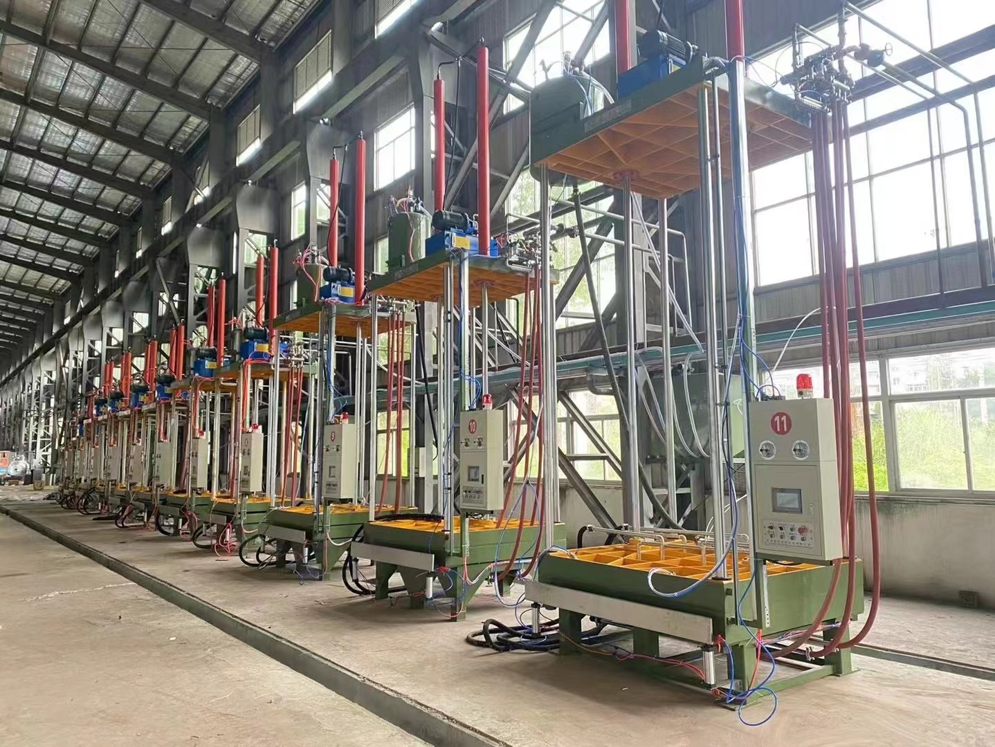 EPS molding machine - HUASHENG EPS MACHINERY