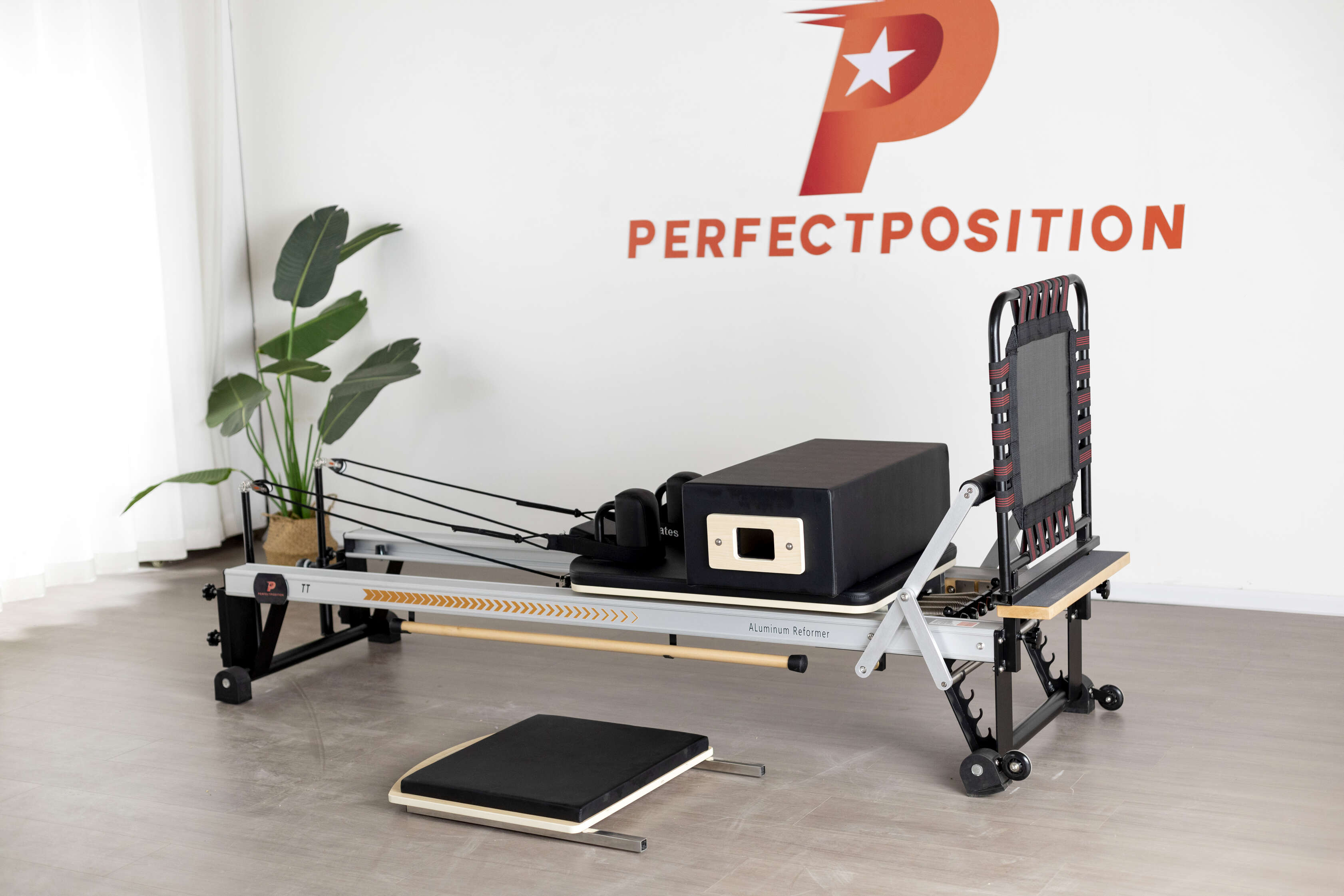 PerfectpositionV2 Max Reformer - merrithew reformer Manufacturer
